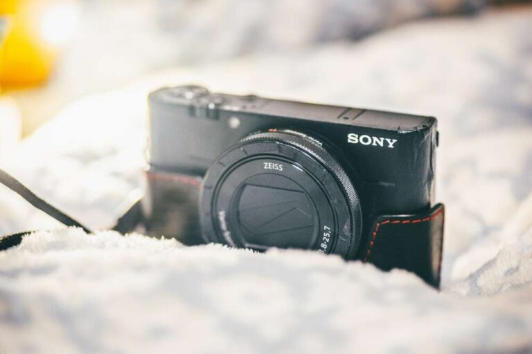Top Compact Cameras Of 2024 - Find The Best Digital Point And Shoot ...